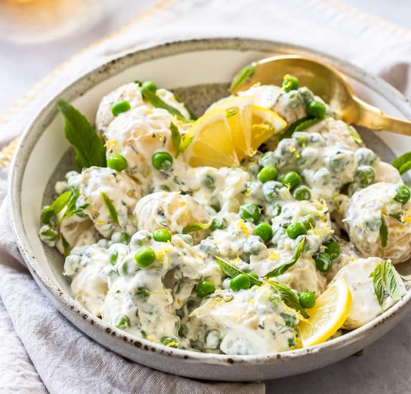 Unavyoweza kuandaa saladi ya viazi na njegere | Jiko Point