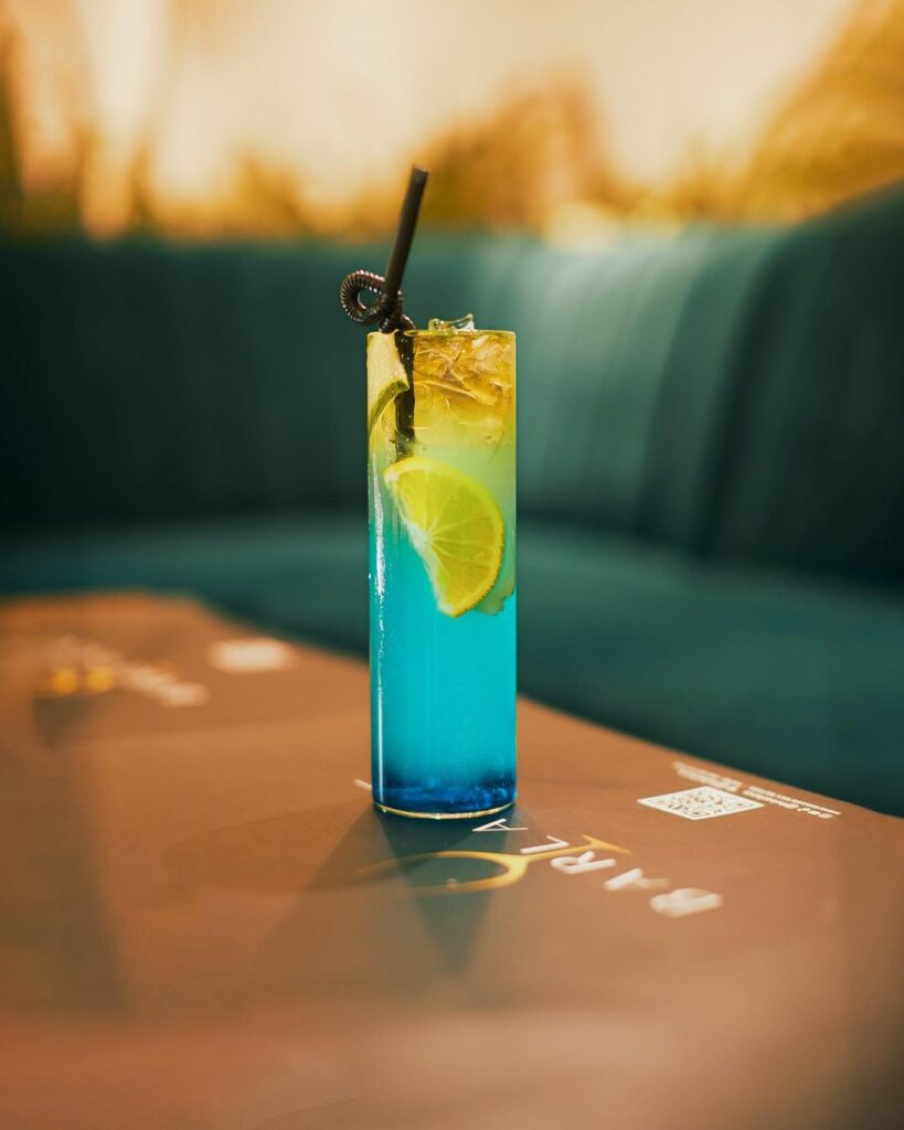 Jinsi ya kutengeneza Mocktail ya Blue Ocean | Jiko Point